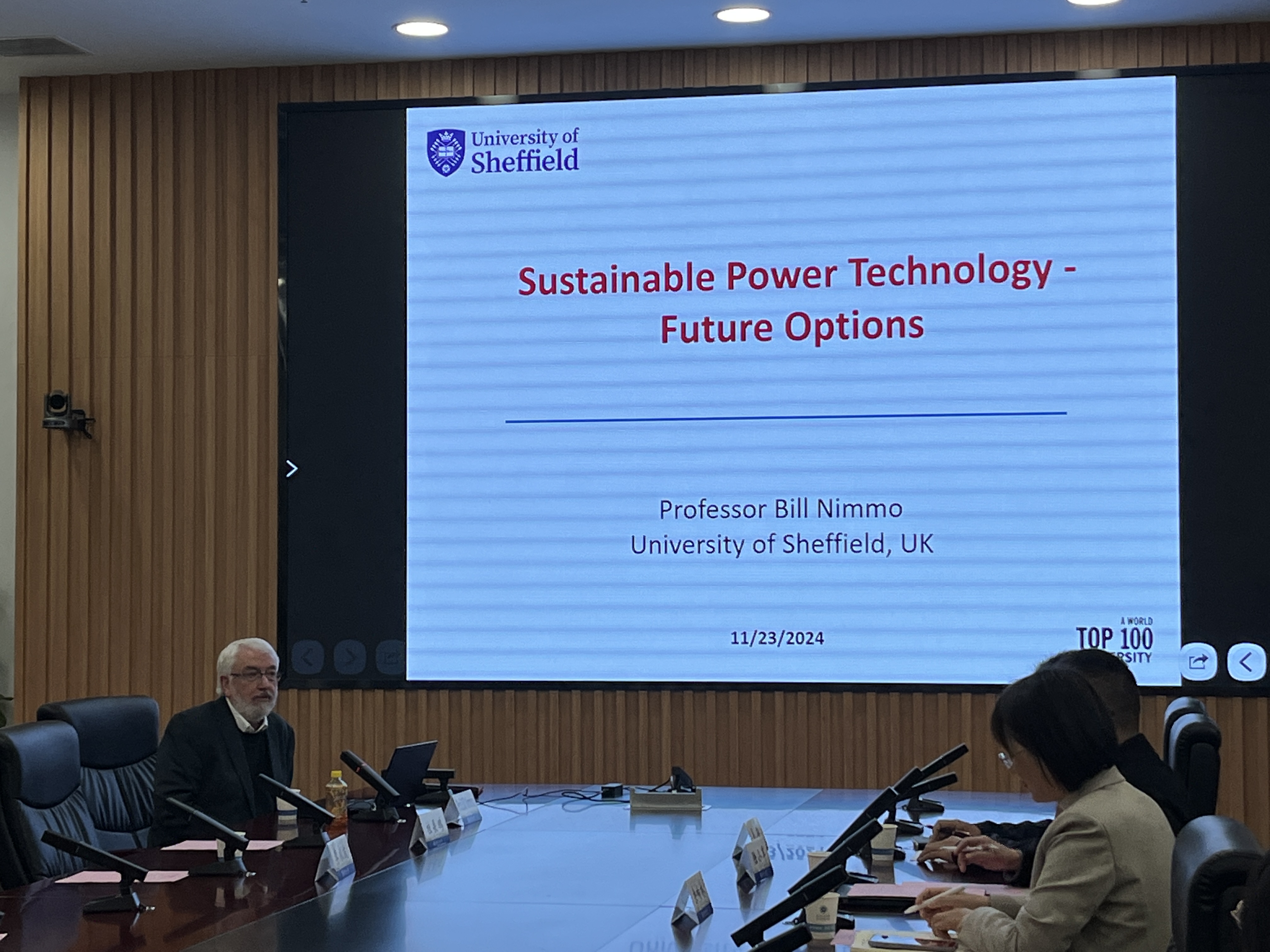 谢菲尔德大学的Bill Nimmo教授应易群教授邀请来校访问交流-绿碳技术与智能材料课题组